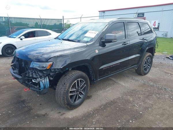 Melns Jeep Grand Cherokee 2021 Klaipėda, ar dzinēja tilpumu 3.60 L un nobraukumu 107 tūkst. km par 13700 €, foto 2 vietnē AUTOMOTO.COM.LV