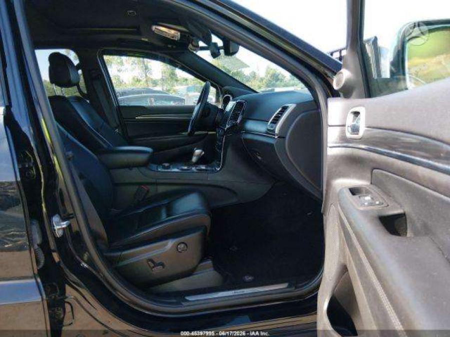 Melns Jeep Grand Cherokee 2021 Klaipėda, ar dzinēja tilpumu 3.60 L un nobraukumu 47 tūkst. km par 13800 €, foto 6 vietnē AUTOMOTO.COM.LV