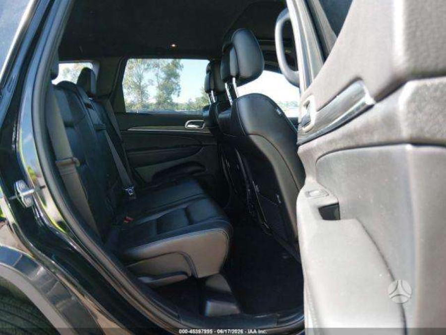 Melns Jeep Grand Cherokee 2021 Klaipėda, ar dzinēja tilpumu 3.60 L un nobraukumu 47 tūkst. km par 13800 €, foto 9 vietnē AUTOMOTO.COM.LV