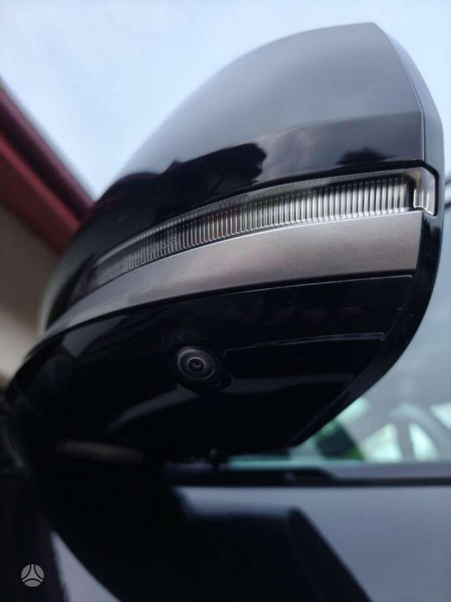 Black Jeep Grand Cherokee 2021 in Telschi, with an engine capacity of 3.60 L and mileage of 118 thousand km for 49999 €, photo 16 on AUTOMOTO.COM.LV