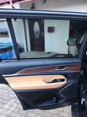 Black Jeep Grand Cherokee 2021 in Telschi, with an engine capacity of 3.60 L and mileage of 118 thousand km for 49999 €, photo 40 on AUTOMOTO.COM.LV