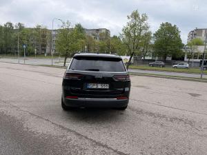 Melns Jeep Grand Cherokee 2021 Viļņa, ar dzinēja tilpumu 3.60 L un nobraukumu 66 tūkst. km par 31500 €, foto 5 vietnē AUTOMOTO.COM.LV