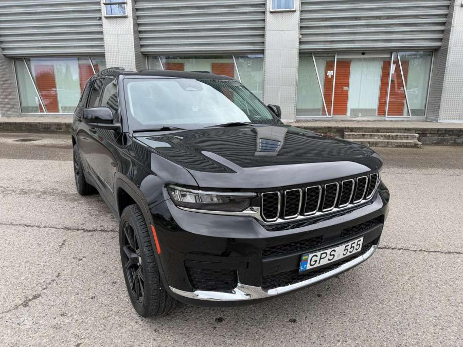 Melns Jeep Grand Cherokee 2021 Viļņa, ar dzinēja tilpumu 3.60 L un nobraukumu 66 tūkst. km par 31500 €, foto 9 vietnē AUTOMOTO.COM.LV