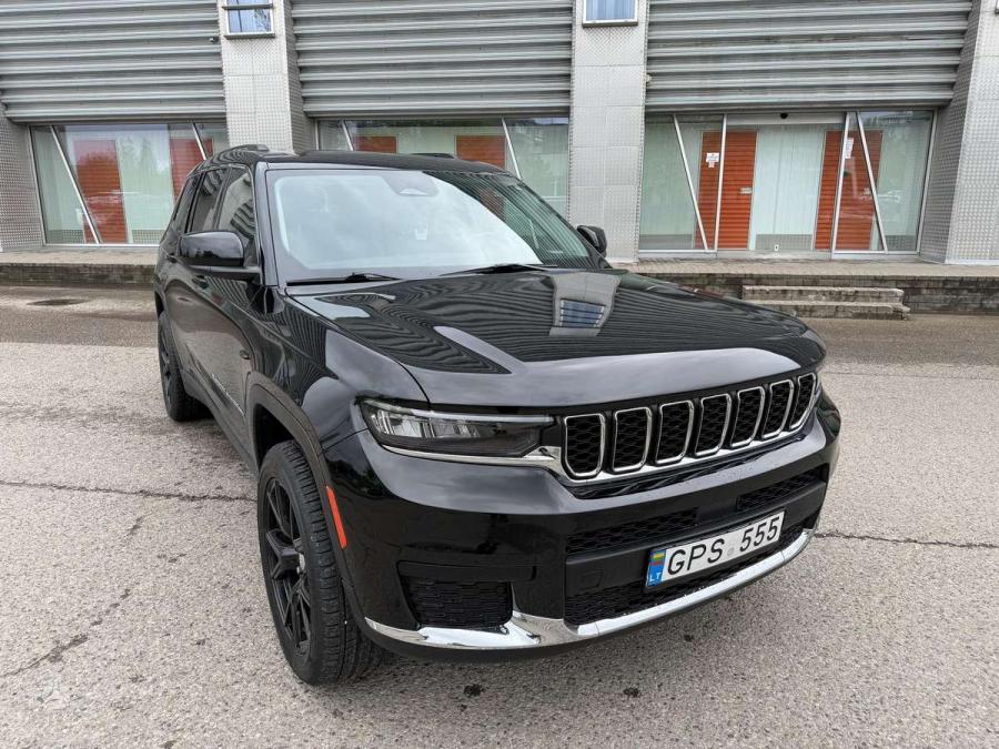 Melns Jeep Grand Cherokee 2021 Viļņa, ar dzinēja tilpumu 3.60 L un nobraukumu 66 tūkst. km par 31500 €, foto 9 vietnē AUTOMOTO.COM.LV