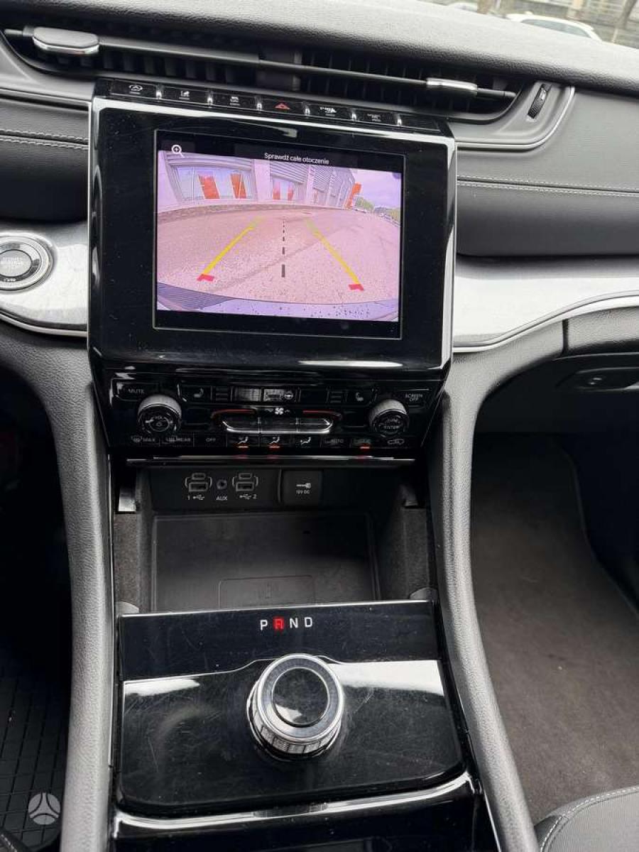Melns Jeep Grand Cherokee 2021 Viļņa, ar dzinēja tilpumu 3.60 L un nobraukumu 66 tūkst. km par 31500 €, foto 17 vietnē AUTOMOTO.COM.LV