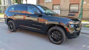 Black Jeep Grand Cherokee 2021 in Klaipeda, with an engine capacity of 3.60 L and mileage of 60 thousand km for 29900 €, photo 6 on AUTOMOTO.COM.LV
