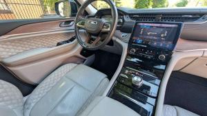 Black Jeep Grand Cherokee 2021 in Klaipeda, with an engine capacity of 3.60 L and mileage of 60 thousand km for 29900 €, photo 11 on AUTOMOTO.COM.LV