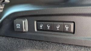 Black Jeep Grand Cherokee 2021 in Klaipeda, with an engine capacity of 3.60 L and mileage of 60 thousand km for 29900 €, photo 26 on AUTOMOTO.COM.LV