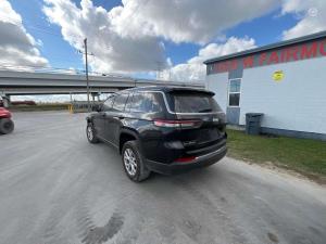 Black Jeep Grand Cherokee 2022 in Ukmerge, with an engine capacity of 3.60 L and mileage of 25 thousand km for 19990 €, photo  on AUTOMOTO.COM.LV