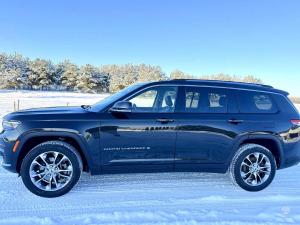 Black Jeep Grand Cherokee 2022 in Alytus, with an engine capacity of 3.60 L and mileage of 117 thousand km for 38000 €, photo 6 on AUTOMOTO.COM.LV