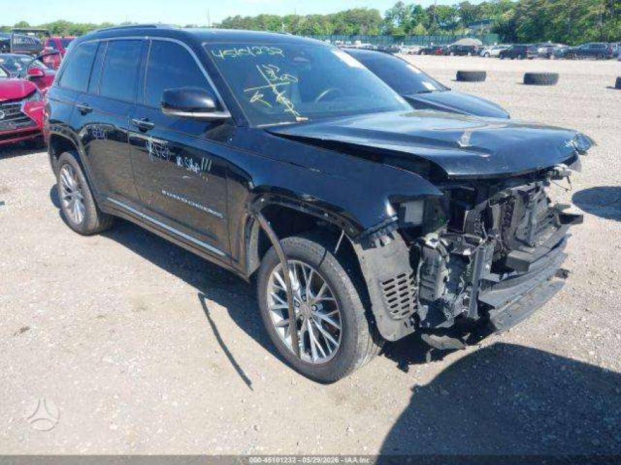 Melns Jeep Grand Cherokee 2022 Viļņa, ar dzinēja tilpumu 2.00 L un nobraukumu 147 tūkst. km par 14999 €, foto 1 vietnē AUTOMOTO.COM.LV