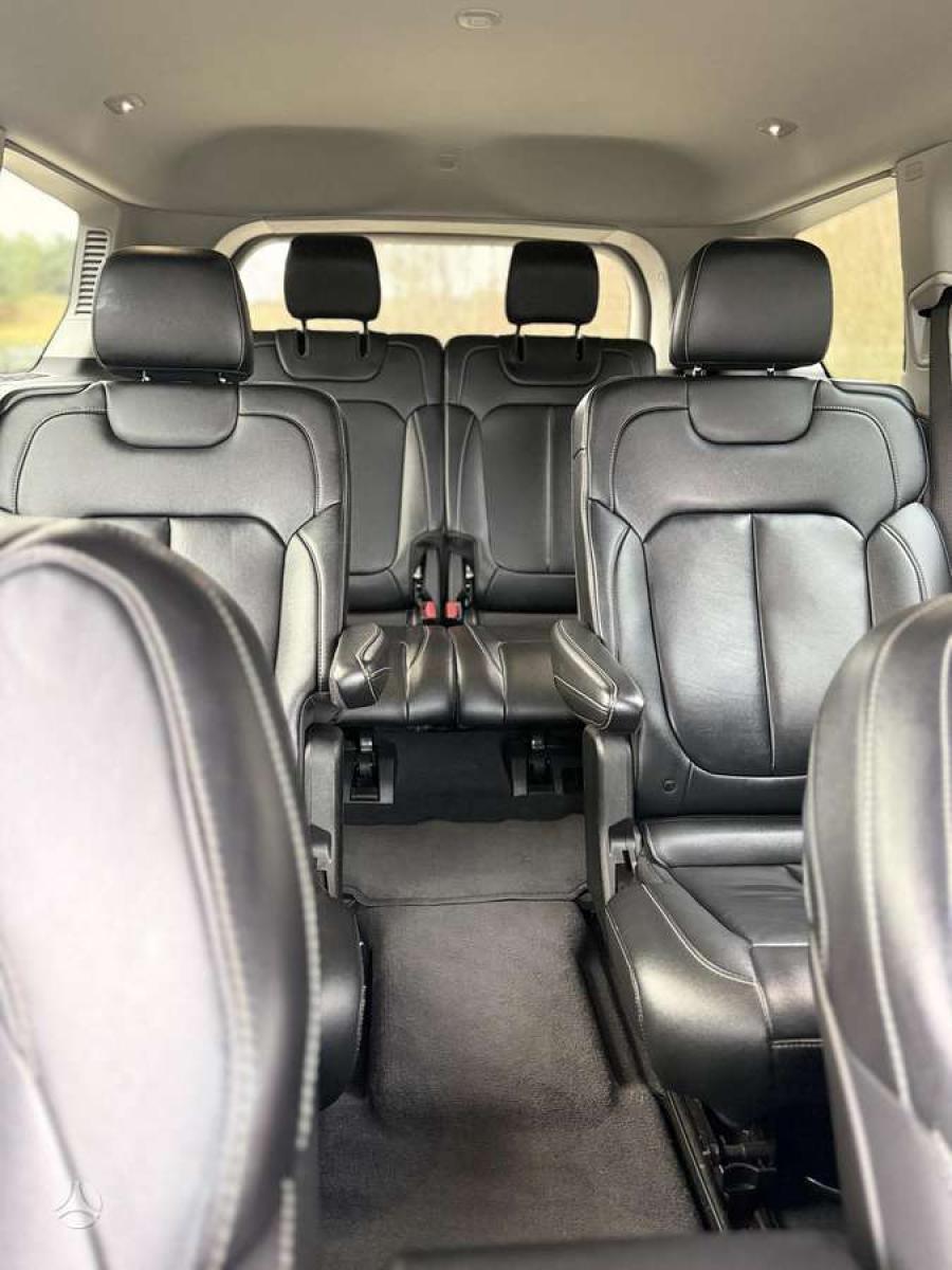 Melns Jeep Grand Cherokee 2022 Alīta, ar dzinēja tilpumu 3.60 L un nobraukumu 119 tūkst. km par 34900 €, foto 9 vietnē AUTOMOTO.COM.LV