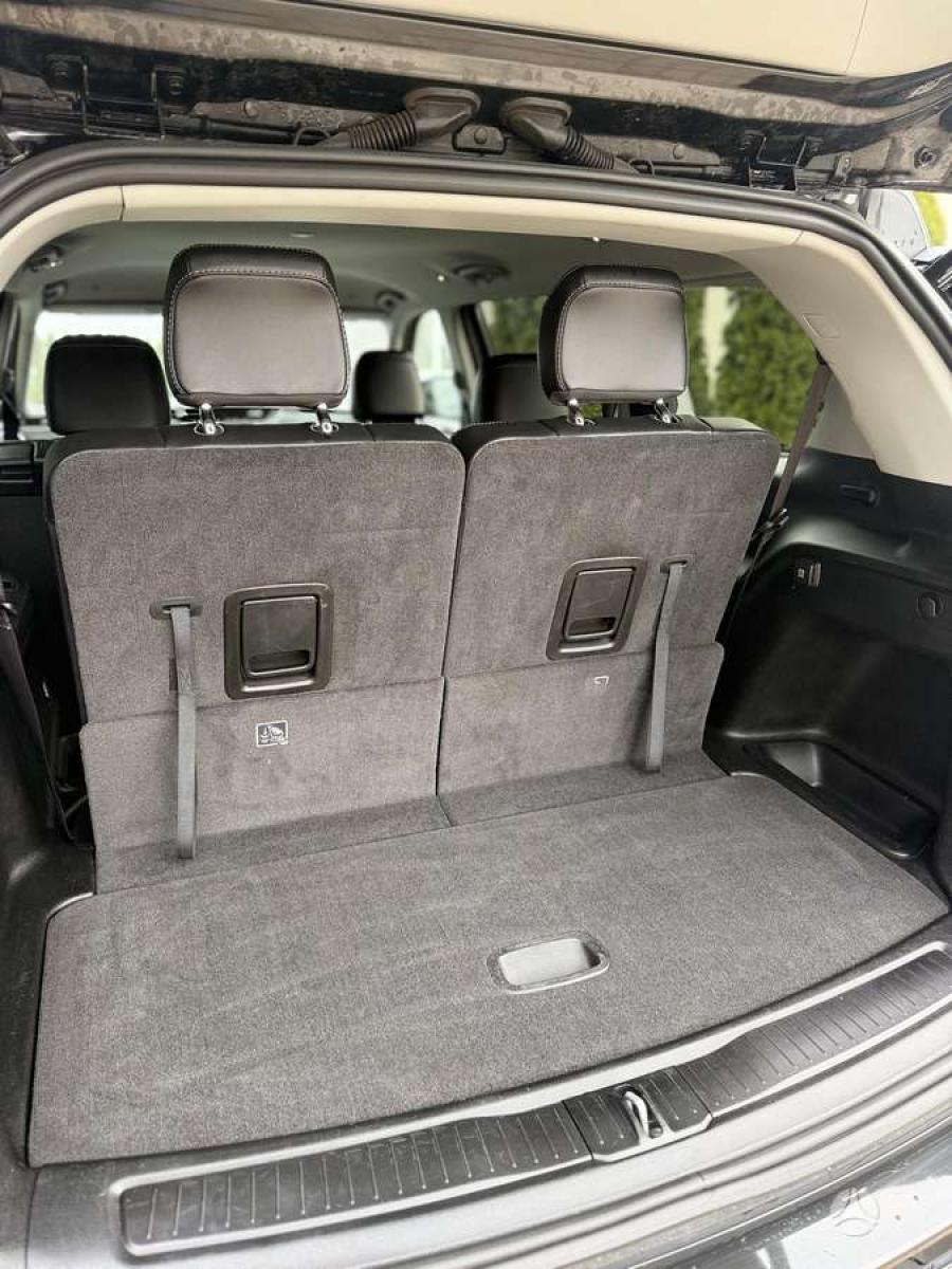 Melns Jeep Grand Cherokee 2022 Alīta, ar dzinēja tilpumu 3.60 L un nobraukumu 119 tūkst. km par 34900 €, foto 11 vietnē AUTOMOTO.COM.LV