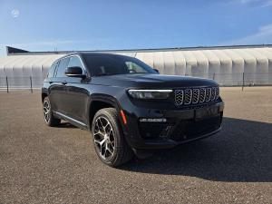 Melns Jeep Grand Cherokee 2022 Kauņa, ar dzinēja tilpumu 5.65 L un nobraukumu 67 tūkst. km par 39999 €, foto 5 vietnē AUTOMOTO.COM.LV