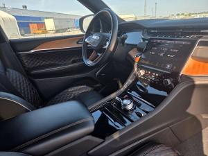Melns Jeep Grand Cherokee 2022 Kauņa, ar dzinēja tilpumu 5.65 L un nobraukumu 67 tūkst. km par 39999 €, foto 14 vietnē AUTOMOTO.COM.LV