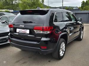 Melns Jeep Grand Cherokee 2022 Viļņa, ar dzinēja tilpumu 3.60 L un nobraukumu 74 tūkst. km par 21900 €, foto 7 vietnē AUTOMOTO.COM.LV