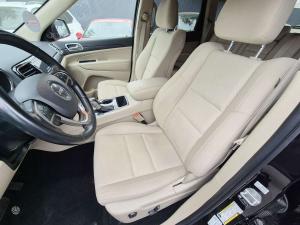 Melns Jeep Grand Cherokee 2022 Viļņa, ar dzinēja tilpumu 3.60 L un nobraukumu 74 tūkst. km par 21900 €, foto 9 vietnē AUTOMOTO.COM.LV