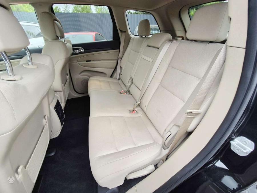 Melns Jeep Grand Cherokee 2022 Viļņa, ar dzinēja tilpumu 3.60 L un nobraukumu 74 tūkst. km par 21900 €, foto 10 vietnē AUTOMOTO.COM.LV