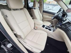 Melns Jeep Grand Cherokee 2022 Viļņa, ar dzinēja tilpumu 3.60 L un nobraukumu 74 tūkst. km par 21900 €, foto 12 vietnē AUTOMOTO.COM.LV
