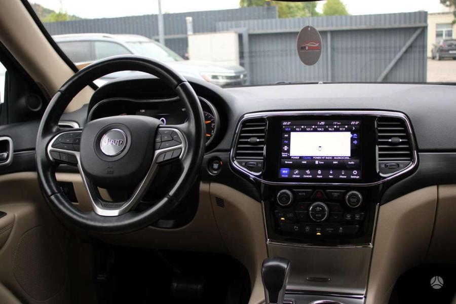 Melns Jeep Grand Cherokee 2022 Viļņa, ar dzinēja tilpumu 3.60 L un nobraukumu 74 tūkst. km par 21900 €, foto 14 vietnē AUTOMOTO.COM.LV