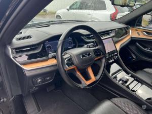 Black Jeep Grand Cherokee 2022 in Kaunas, with an engine capacity of 5.65 L and mileage of 79 thousand km for 28900 €, photo 20 on AUTOMOTO.COM.LV