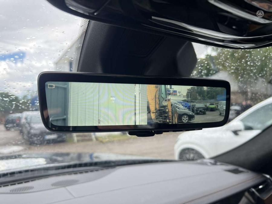 Black Jeep Grand Cherokee 2022 in Kaunas, with an engine capacity of 5.65 L and mileage of 79 thousand km for 28900 €, photo 47 on AUTOMOTO.COM.LV