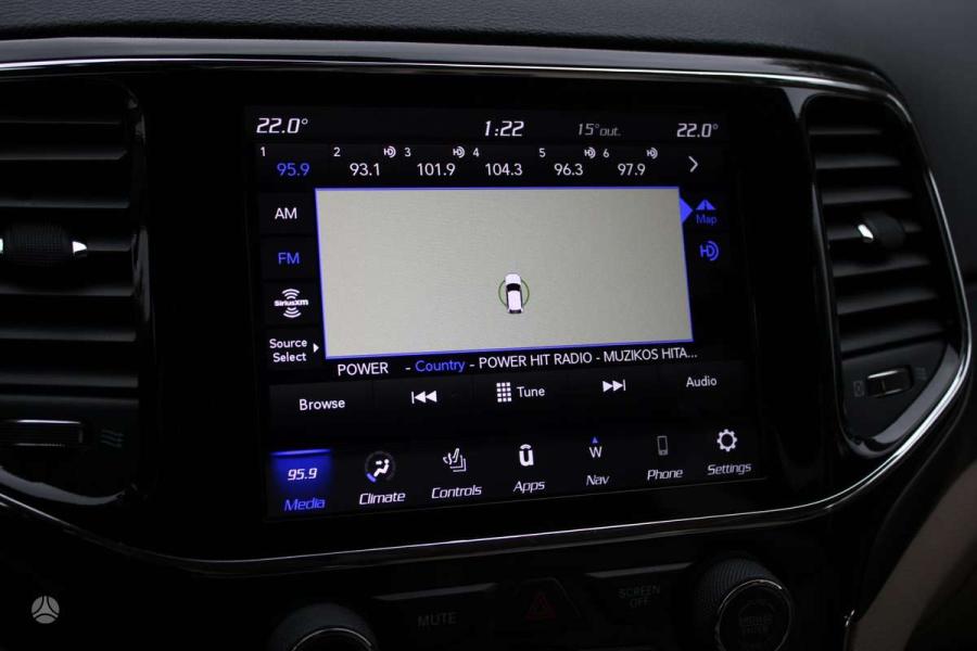 Melns Jeep Grand Cherokee 2022 Viļņa, ar dzinēja tilpumu 3.60 L un nobraukumu 74 tūkst. km par 21900 €, foto 17 vietnē AUTOMOTO.COM.LV
