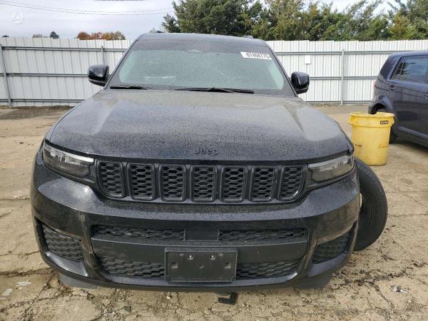 Melns Jeep Grand Cherokee 2023 Šauļi, ar dzinēja tilpumu 3.60 L un nobraukumu 54 tūkst. km par 23000 €, foto 5 vietnē AUTOMOTO.COM.LV