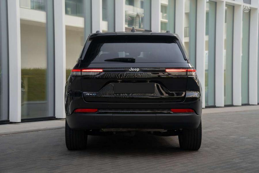 Melns Jeep Grand Cherokee 2023 Viļņa, ar dzinēja tilpumu 2.00 L un nobraukumu 49 tūkst. km par 39999 €, foto 9 vietnē AUTOMOTO.COM.LV