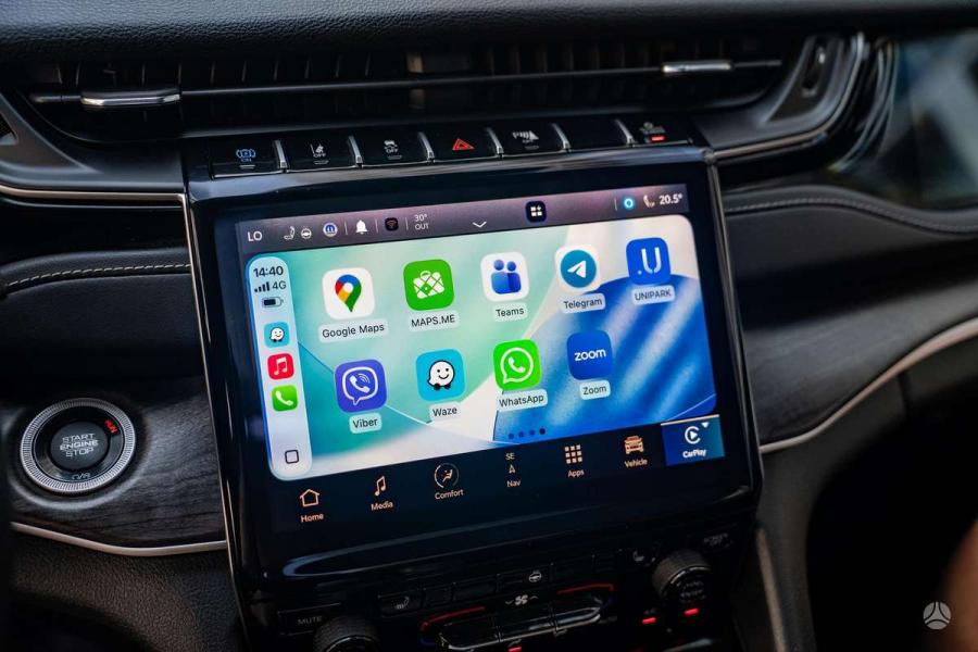 Melns Jeep Grand Cherokee 2023 Viļņa, ar dzinēja tilpumu 2.00 L un nobraukumu 49 tūkst. km par 39999 €, foto 30 vietnē AUTOMOTO.COM.LV