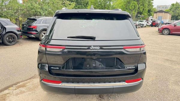 Melns Jeep Grand Cherokee 2023 Ukmergė, ar dzinēja tilpumu 3.60 L un nobraukumu 80 tūkst. km par 23990 €, foto 4 vietnē AUTOMOTO.COM.LV
