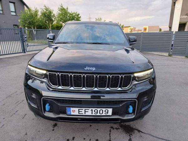 Melns Jeep Grand Cherokee 2023 Viļņa, ar dzinēja tilpumu 2.00 L un nobraukumu 43 tūkst. km par 42000 €, foto 2 vietnē AUTOMOTO.COM.LV