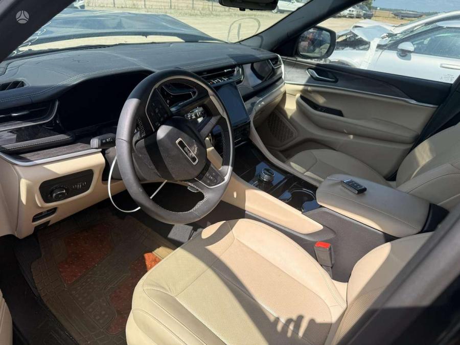 Melns Jeep Grand Cherokee 2023 Šauļi, ar dzinēja tilpumu 3.60 L un nobraukumu 32 tūkst. km par 13500 €, foto 12 vietnē AUTOMOTO.COM.LV