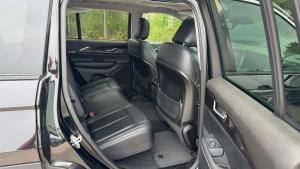 Black Jeep Grand Cherokee 2023 in Ukmerge, with an engine capacity of 3.60 L and mileage of 80 thousand km for 22990 €, photo 18 on AUTOMOTO.COM.LV