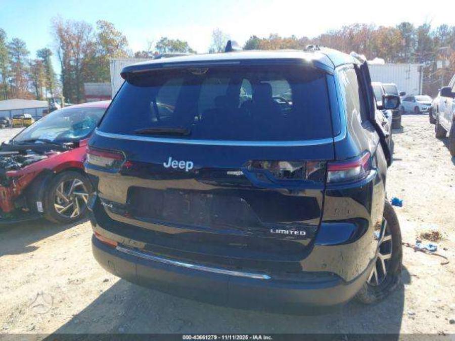 Black Jeep Grand Cherokee 2024 in Klaipeda, with an engine capacity of 3.60 L and mileage of 47 thousand km for 7100 €, photo 16 on AUTOMOTO.COM.LV
