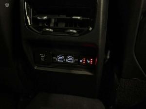 Black Jeep Grand Cherokee 2024 in Vilnius, with an engine capacity of 2.00 L and mileage of 56 thousand km for 41990 €, photo 35 on AUTOMOTO.COM.LV