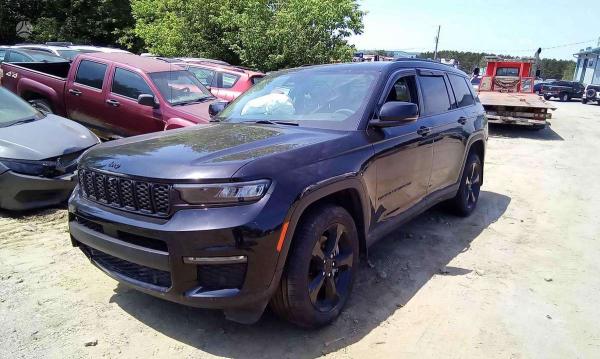 Black Jeep Grand Cherokee 2024 in Klaipeda, with an engine capacity of 3.60 L and mileage of 33 thousand km for 18150 €, photo 1 on AUTOMOTO.COM.LV
