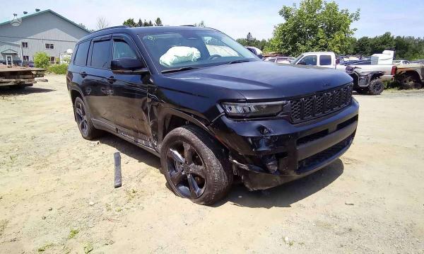 Black Jeep Grand Cherokee 2024 in Klaipeda, with an engine capacity of 3.60 L and mileage of 33 thousand km for 18150 €, photo 2 on AUTOMOTO.COM.LV