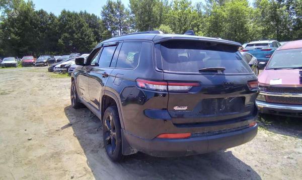 Black Jeep Grand Cherokee 2024 in Klaipeda, with an engine capacity of 3.60 L and mileage of 33 thousand km for 18150 €, photo 3 on AUTOMOTO.COM.LV