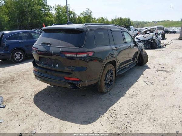 Black Jeep Grand Cherokee 2024 in Klaipeda, with an engine capacity of 3.60 L and mileage of 21 thousand km for 22000 €, photo 5 on AUTOMOTO.COM.LV