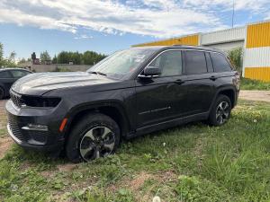 Melns Jeep Grand Cherokee 2022 Kauņa, ar dzinēja tilpumu 2.00 L un nobraukumu 52 tūkst. km par 16400 €, foto  vietnē AUTOMOTO.COM.LV