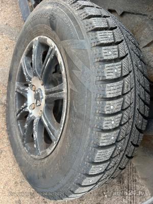 Melns Jeep Grand Cherokee 2004 Narva, ar dzinēja tilpumu 2.70 L un nobraukumu 370 tūkst. km par 599 €, foto 9 vietnē AUTOMOTO.COM.LV