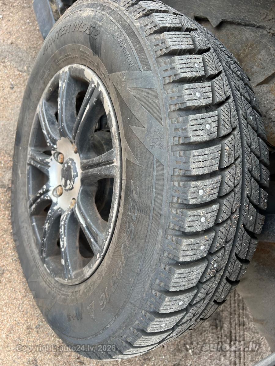Melns Jeep Grand Cherokee 2004 Narva, ar dzinēja tilpumu 2.70 L un nobraukumu 370 tūkst. km par 599 €, foto 9 vietnē AUTOMOTO.COM.LV