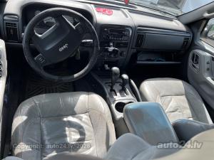 Melns Jeep Grand Cherokee 2004 Narva, ar dzinēja tilpumu 2.70 L un nobraukumu 370 tūkst. km par 599 €, foto 11 vietnē AUTOMOTO.COM.LV