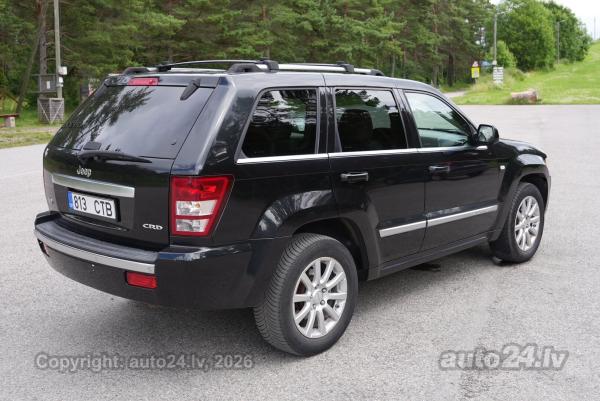Melns Jeep Grand Cherokee 2008 Tallina, ar dzinēja tilpumu 3.00 L un nobraukumu 263 tūkst. km par 3700 €, foto 3 vietnē AUTOMOTO.COM.LV