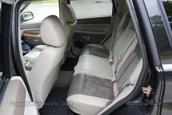 Melns Jeep Grand Cherokee 2008 Tallina, ar dzinēja tilpumu 3.00 L un nobraukumu 263 tūkst. km par 3700 €, foto 8 vietnē AUTOMOTO.COM.LV