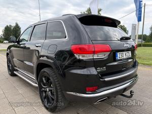 Melns Jeep Grand Cherokee 2014 Jehvi, ar dzinēja tilpumu 3.00 L un nobraukumu 263 tūkst. km par 8700 €, foto 5 vietnē AUTOMOTO.COM.LV