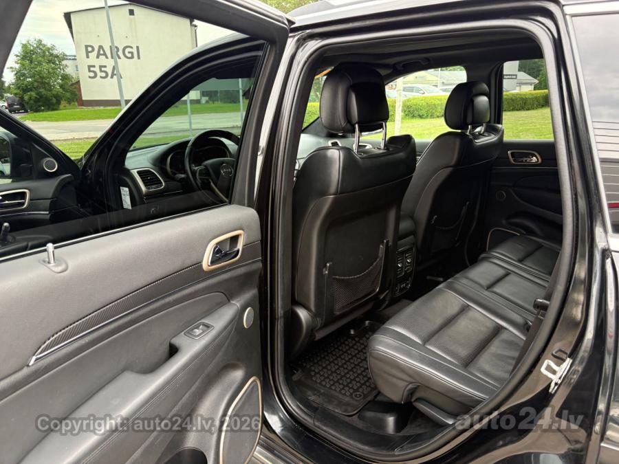 Melns Jeep Grand Cherokee 2014 Jehvi, ar dzinēja tilpumu 3.00 L un nobraukumu 263 tūkst. km par 8700 €, foto 12 vietnē AUTOMOTO.COM.LV