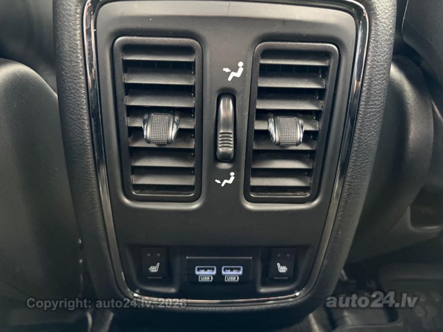 Melns Jeep Grand Cherokee 2014 Jehvi, ar dzinēja tilpumu 3.00 L un nobraukumu 263 tūkst. km par 8700 €, foto 16 vietnē AUTOMOTO.COM.LV