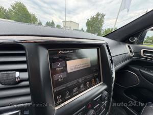 Melns Jeep Grand Cherokee 2014 Jehvi, ar dzinēja tilpumu 3.00 L un nobraukumu 263 tūkst. km par 8700 €, foto 24 vietnē AUTOMOTO.COM.LV